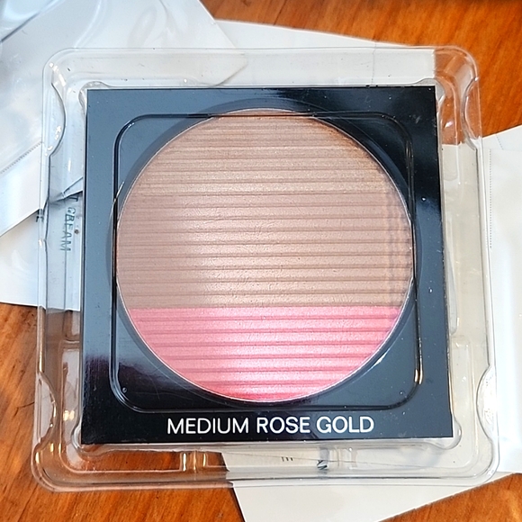 CHANEL | Makeup | Chanel Medium Rose Gold Les Beiges Healthy Glow Sun ...